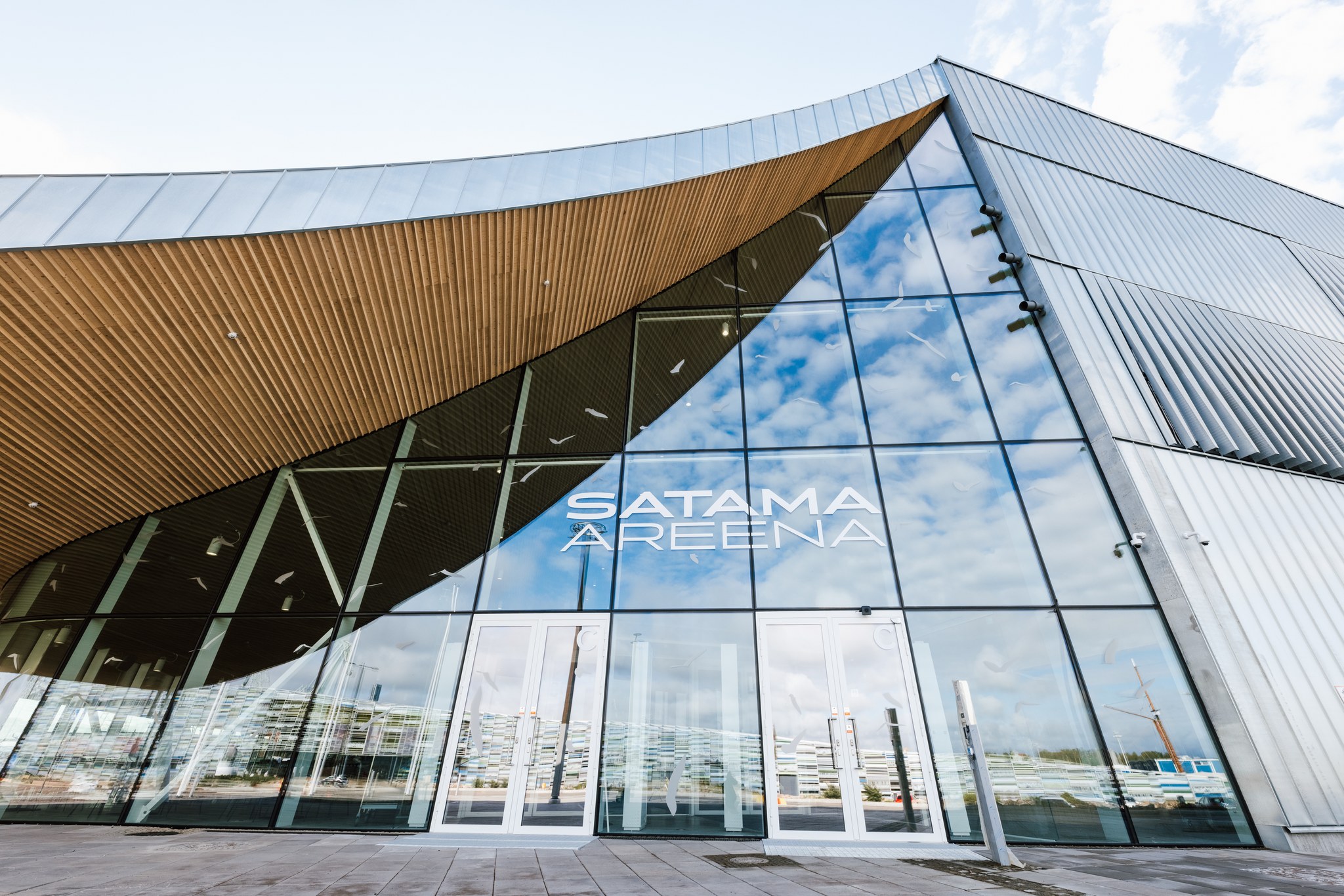 Aukioloajat - Satama Areena